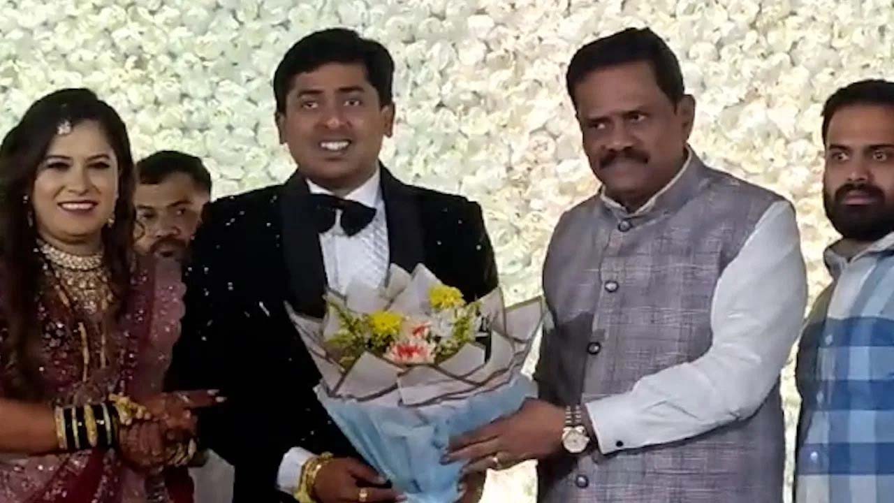 Shinde Group: शिंदे गुट का दूल्हा और ठाकरे गुट की दुल्हन, दोनों गुटों के...